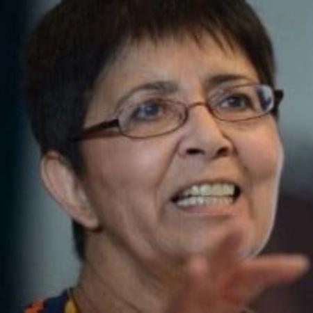Rumo a um feminismo descolonial – AYA LABORATÓRIO